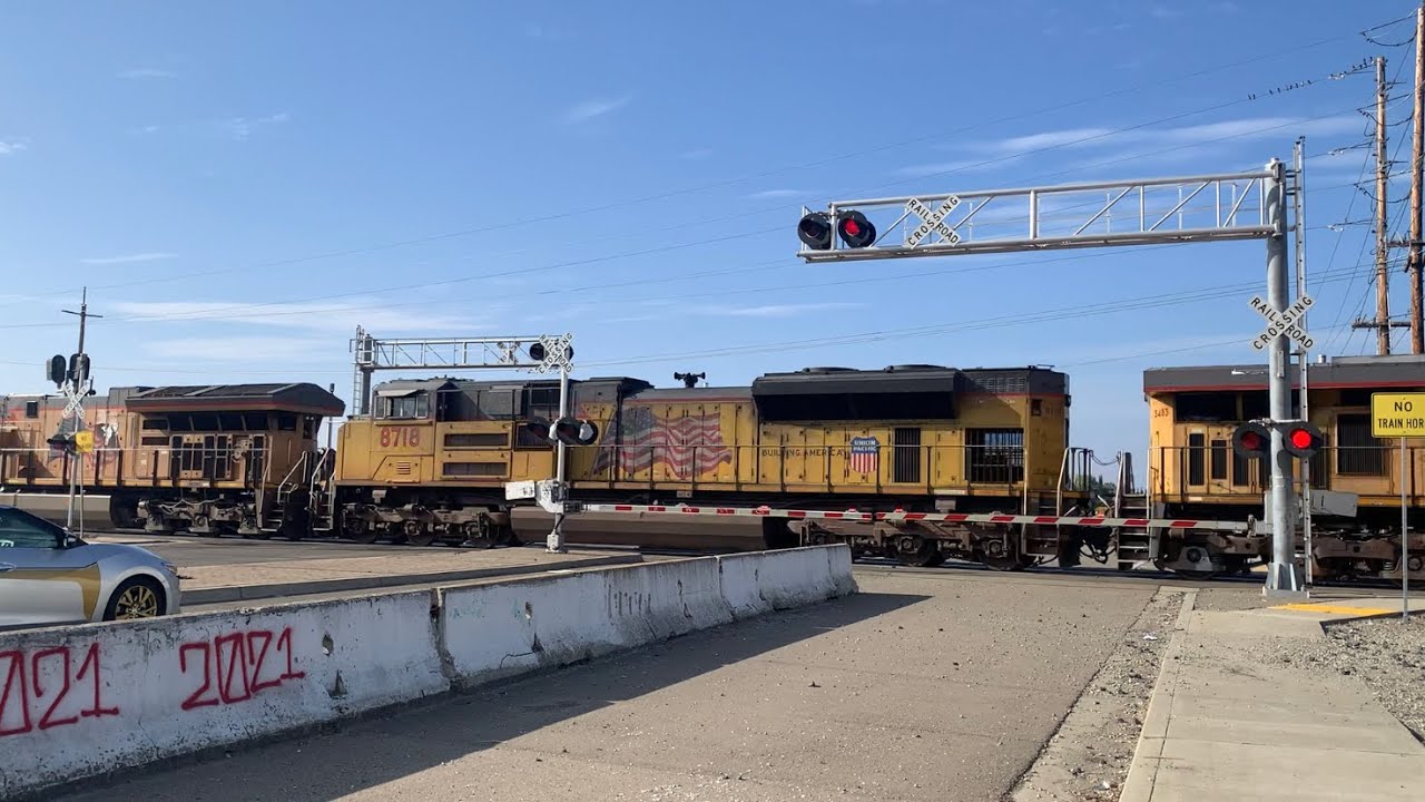 UP 2617 Z-Train Intermodal South - E. Morada Lane Railroad Crossing ...