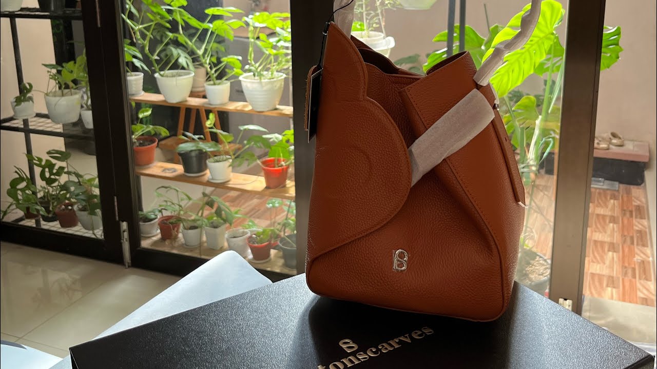 Unboxing Buttonscarves Britney bag Caramel | Review tas Buttonscarves ...