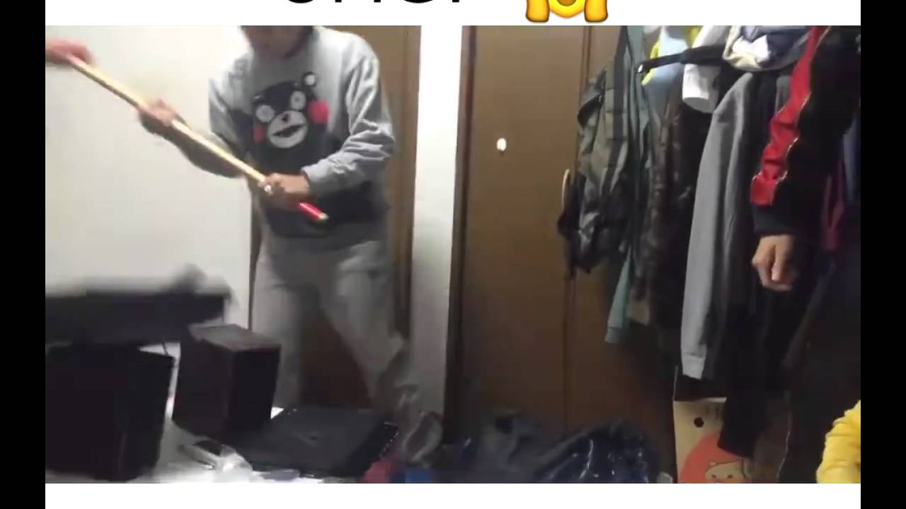 Psycho Dad Destroys Xbox - YouTube