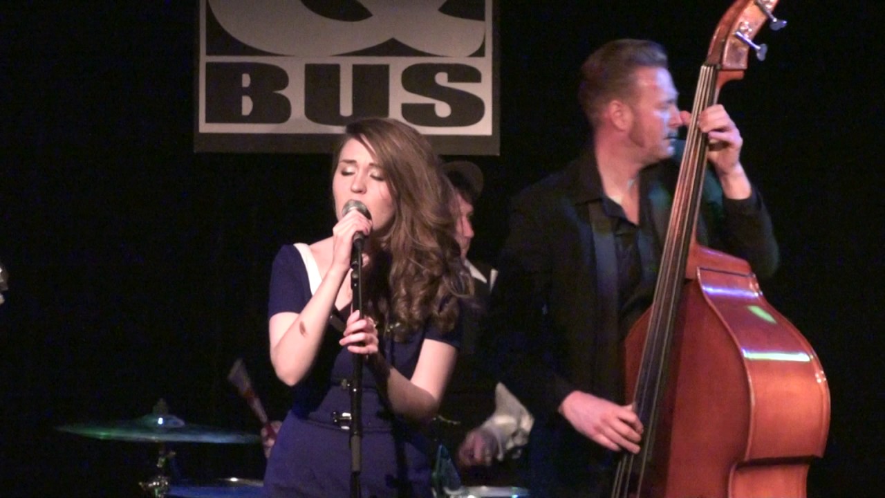 Hannah Rickard & The Relatives live at the club the Q-Bus city Leiden ...