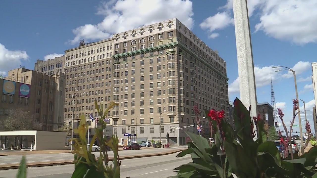 Renovations of local historic landmark back on track - YouTube