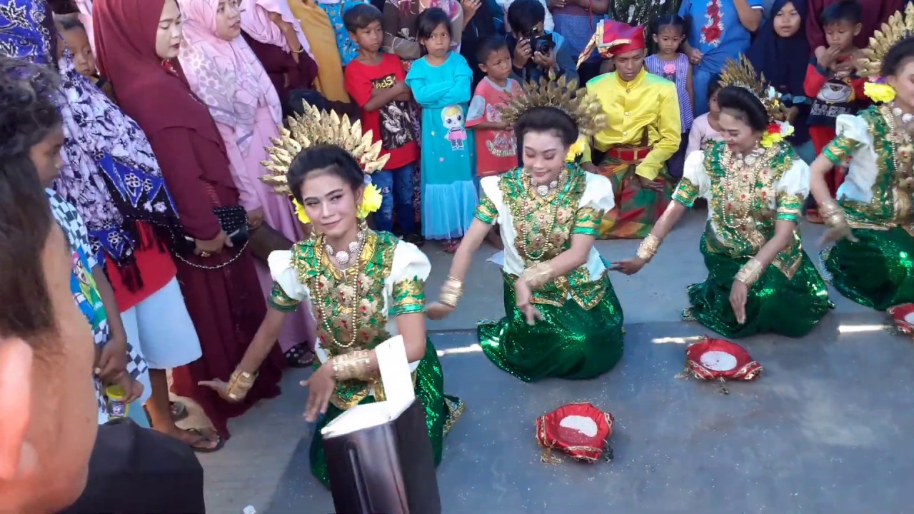 Tarian adat khas BUGIS MAKASSAR - YouTube