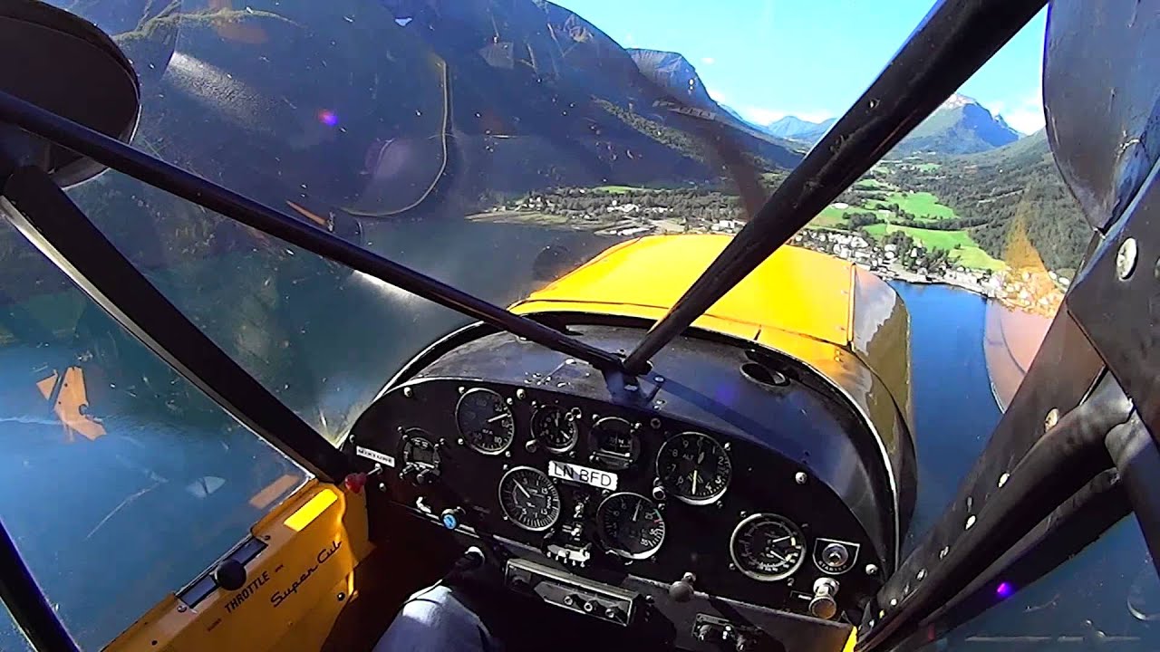 Super Cub flying - YouTube