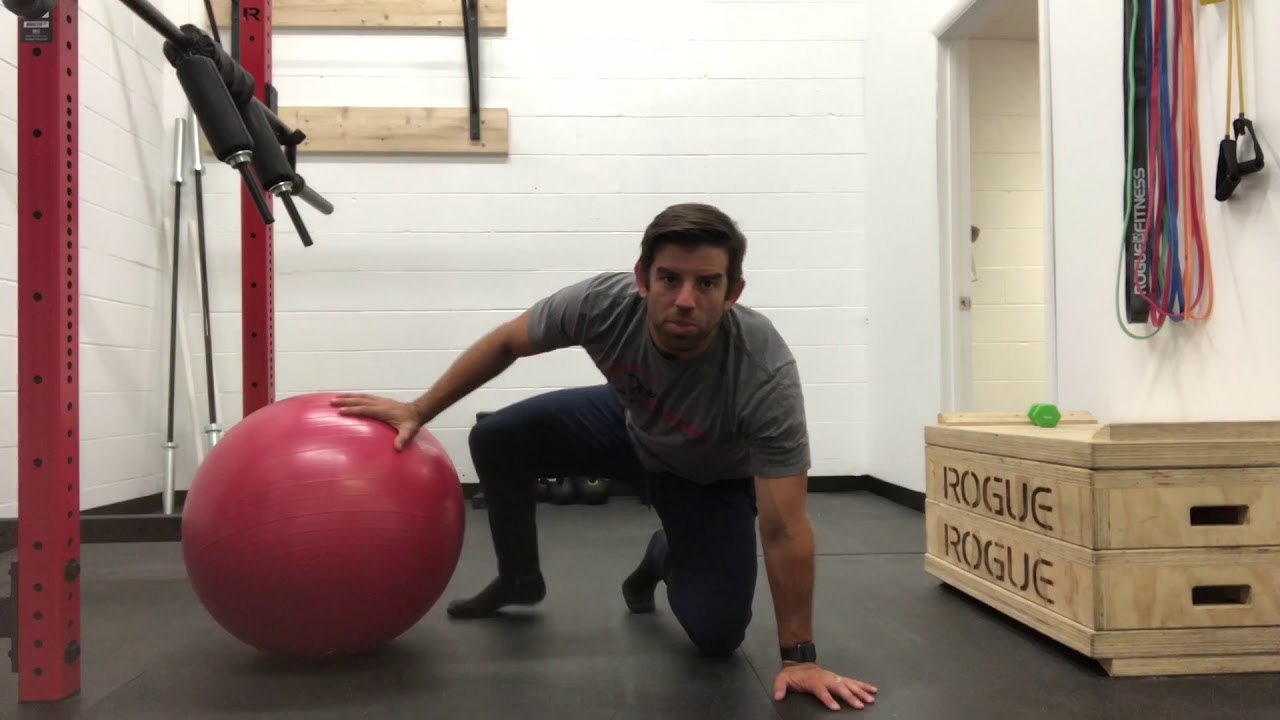 Hamstring Curls on Ball - YouTube