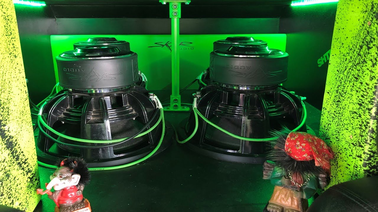 SKAR ZVX 15S ON SKAR 4500 WATT AMPS! SKAR GETTING LOUD!? - YouTube