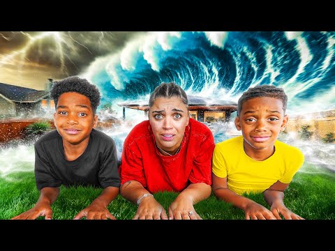 WE SURVIVED A HURRICANE 🌀