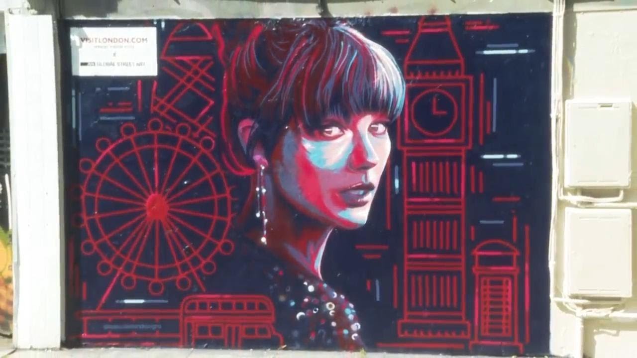 New Taylor Swift mural unveiled in east London - YouTube