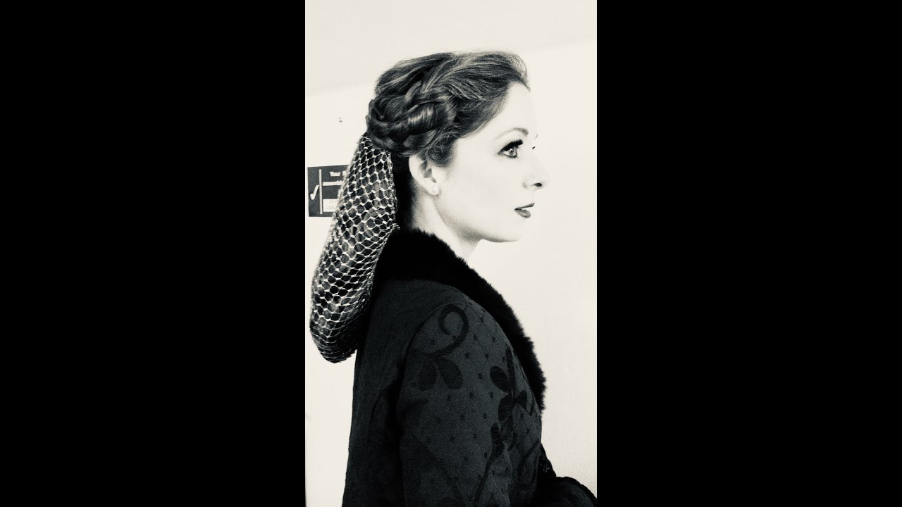 Emily Yarrow SInger & Actress - YouTube