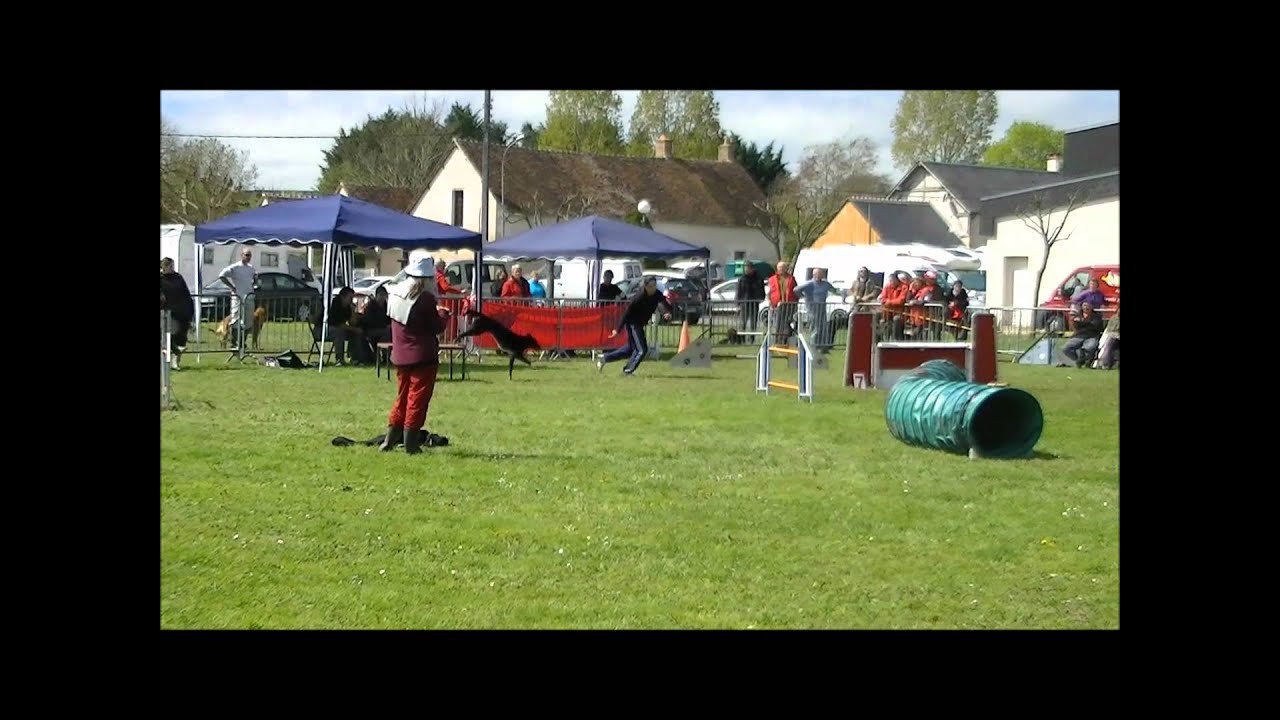 Oumiak Sélectif GPF - YouTube