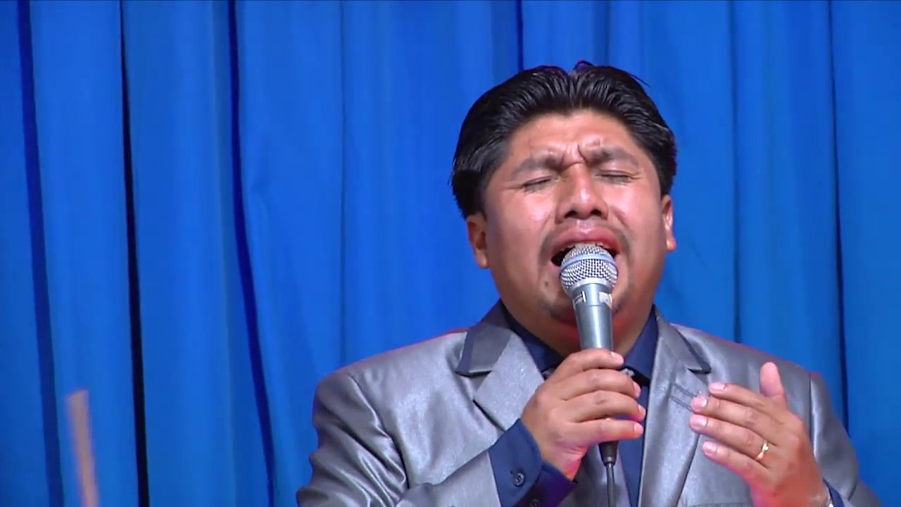 Edwin Leonel y su Grupo Dios de Pactos //Un dia Jesus - YouTube