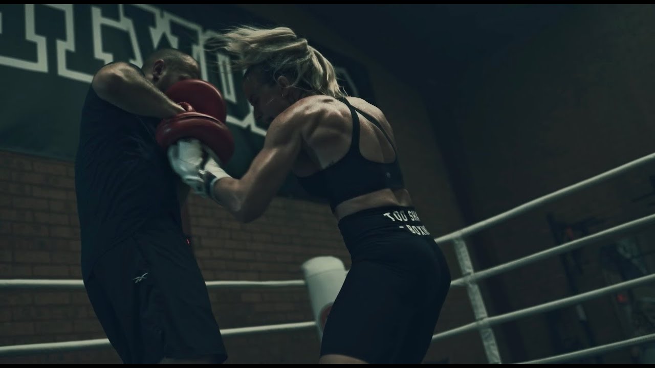 Ashleigh SUDZY Sims Professional Boxer - YouTube