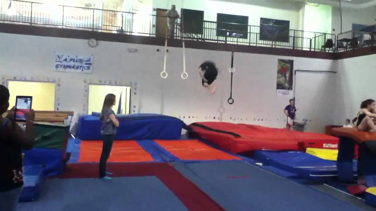 Double Arabian punch front - YouTube