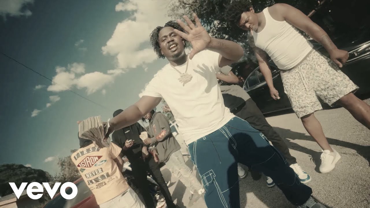 EBE Lil Ta - Roll On (Official Video) - YouTube