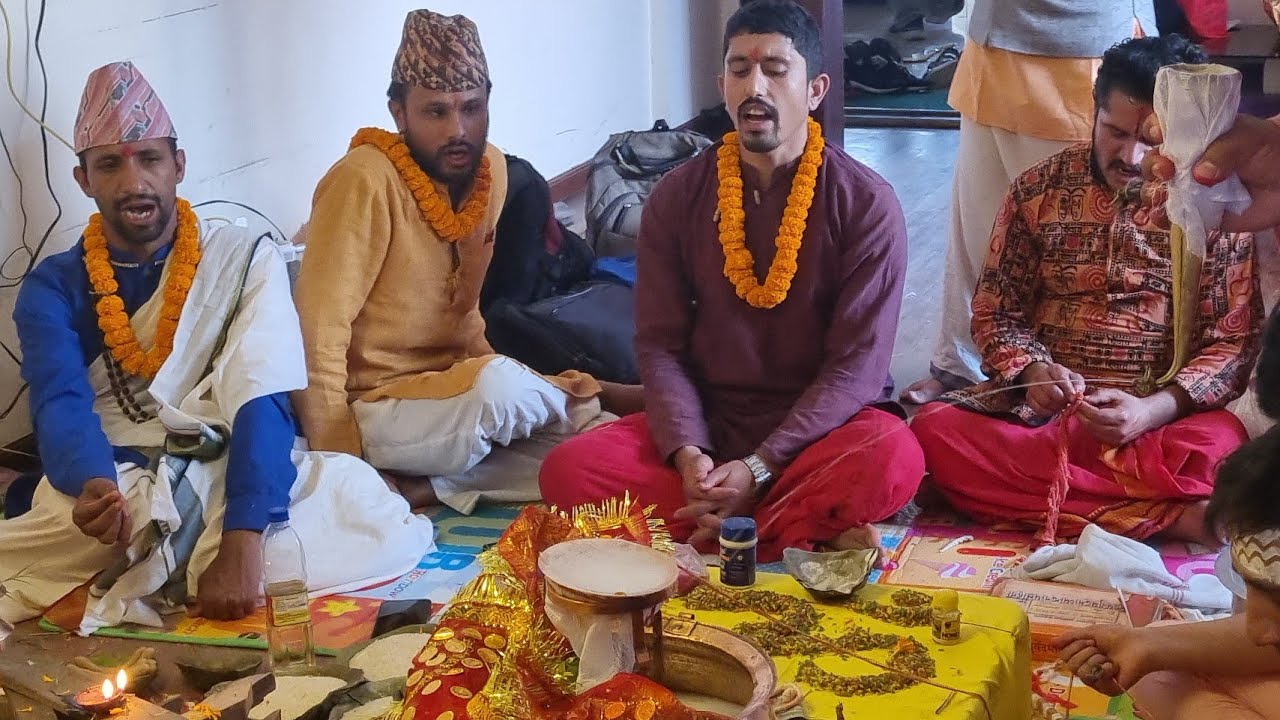 शिव आरती हर हर महादेव || ऊ नम शिवाय, Shiva Aarati Har Har Har Maha Dev - YouTube