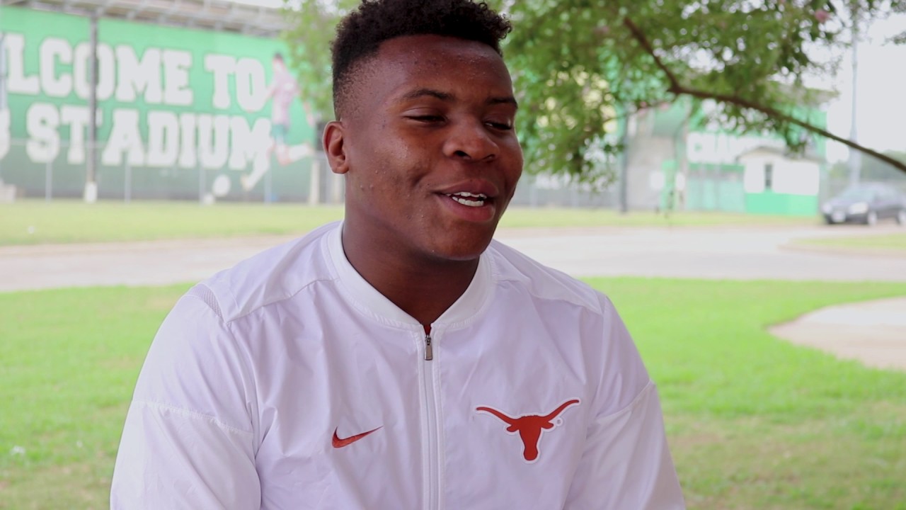 Q&A: 10 questions with Texas freshman Marquez Bimage - YouTube