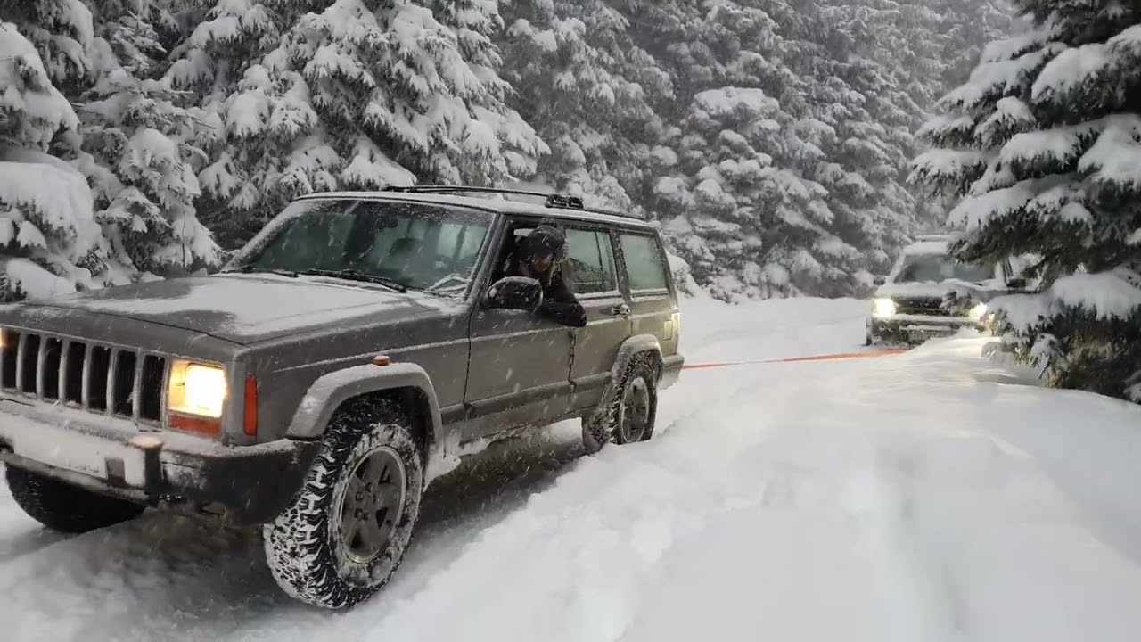 Surprising Jeep Cherokee In Snow Gallery