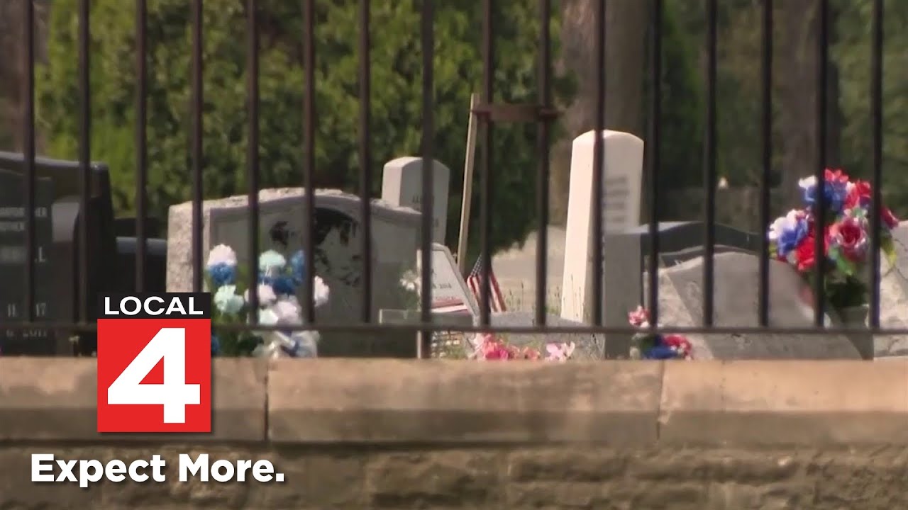Detroit cemetery plagued with problems: Grave markers moved, headstones ...
