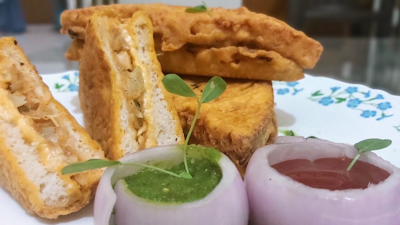 Chicken Cheese Bread Pakoda - YouTube