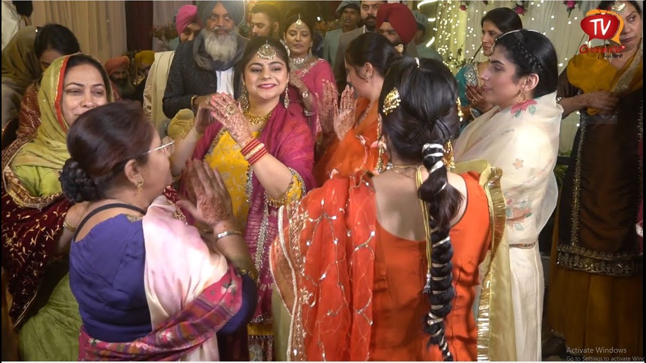 ਫੁੱਫੜ ਜੁੜ ਗਿਆ ਕੁਰਸੀ ਦੇ ਨਾਲ | Nanke Vs Dadke | Gidha Malwe Da Gidha Soni ...