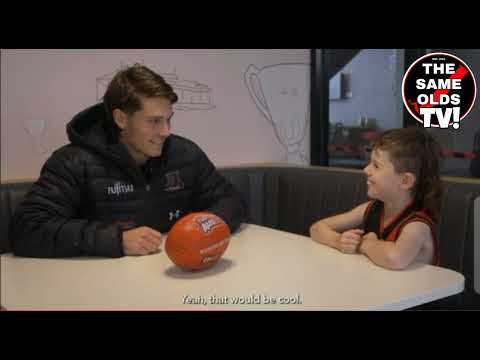 ARCHIE'S DAY WITH THE BOMBERS! Little Archie Meets Big Archie. - YouTube