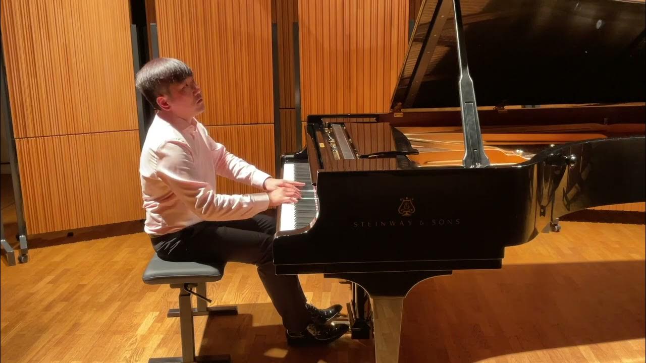 Claude Debussy- Douze Etudes, L.136 - 9. Pour les Notes répétées - YouTube