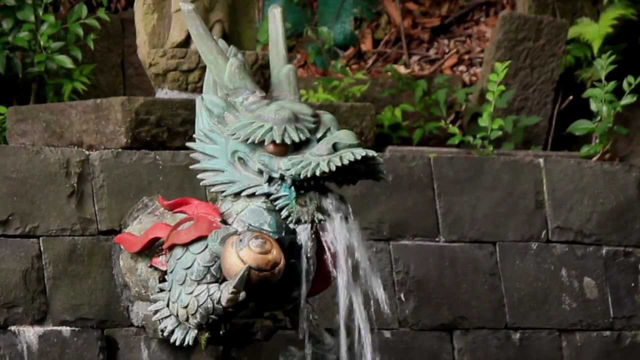 The Tokko Waterfall at Taieizan Ryusenji Temple! - YouTube