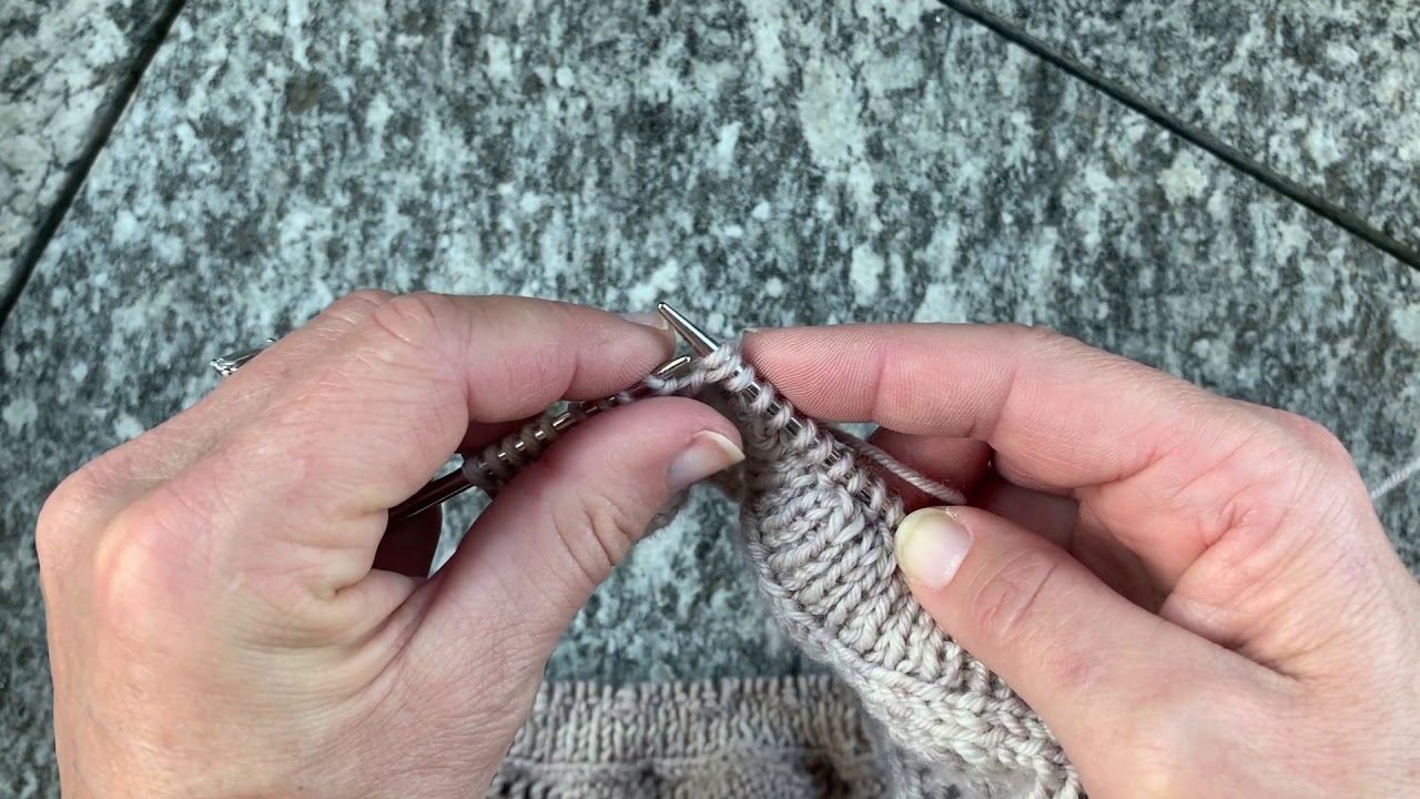 Next-Level Knitting: Double decreases with center stitch on bottom - YouTube