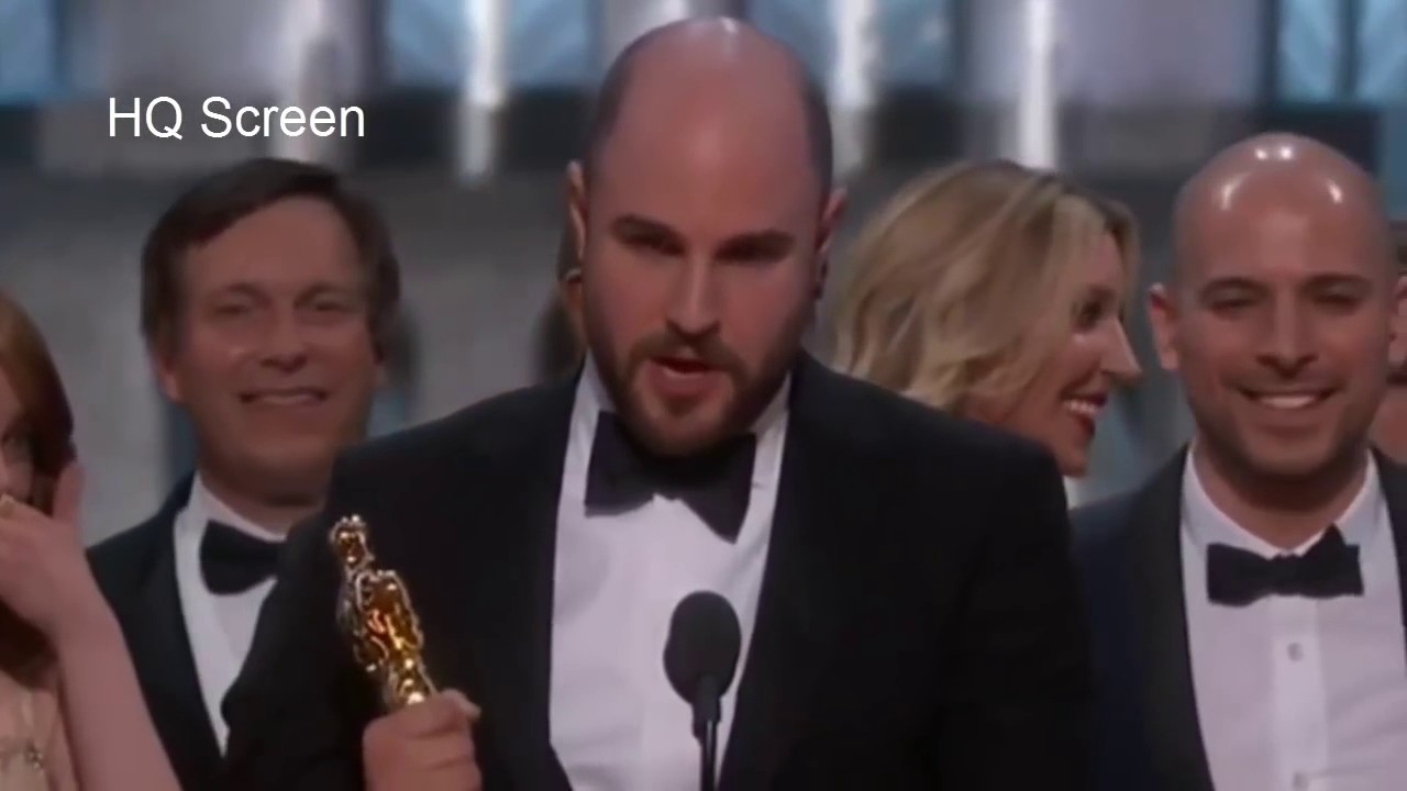 Oscars 2017 FAIL! Best Picture award MISTAKE! Lala Land or Moonlight ...
