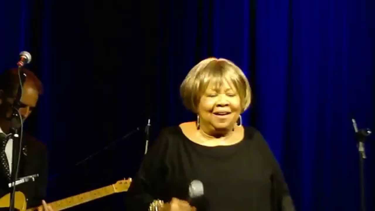 Mavis Staples - I'll Take You There (The Staple Singers) - Brooklyn, NY ...
