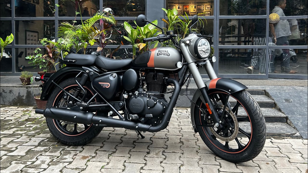 2024 New RE Classic 350 Gun Metal Grey Most Demanding Colour Detailed Review || New Changes ...