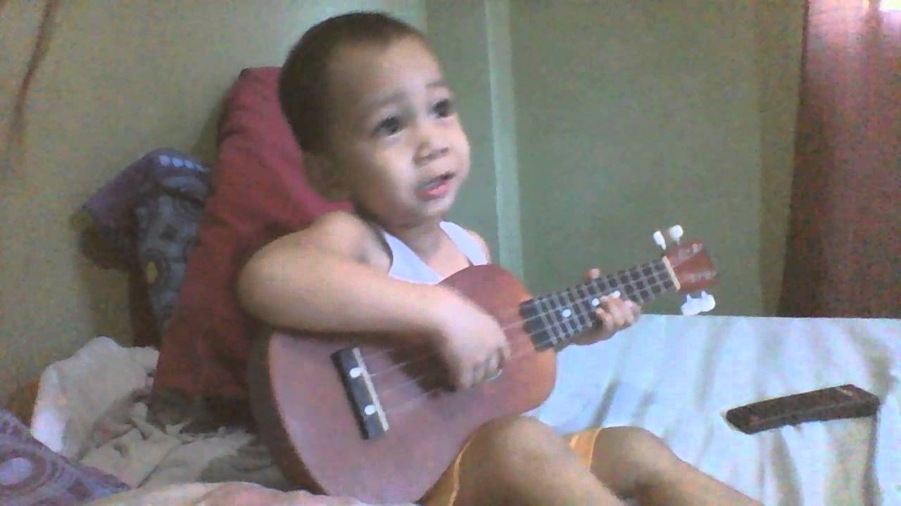 Alphabet song by mikki the ukulele baby - YouTube