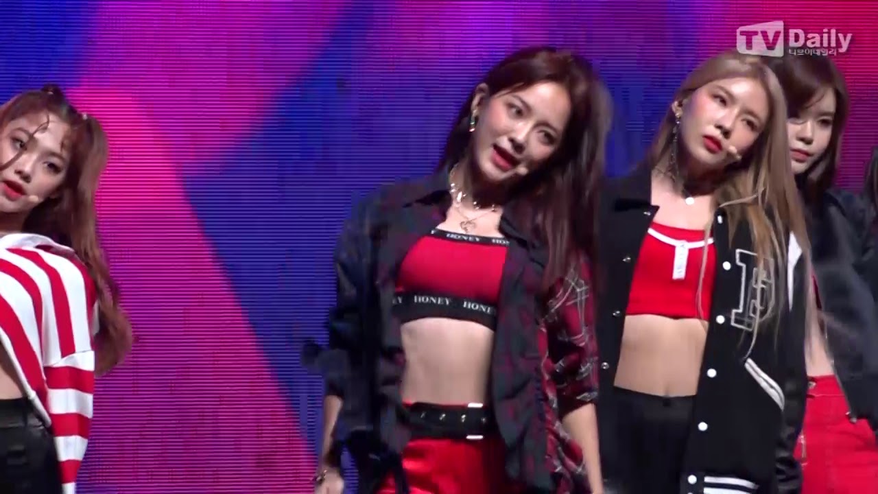 [TD영상] 구구단 3집 미니앨범 쇼케이스 (gugudan 3rd Mini Album Showcase) - YouTube
