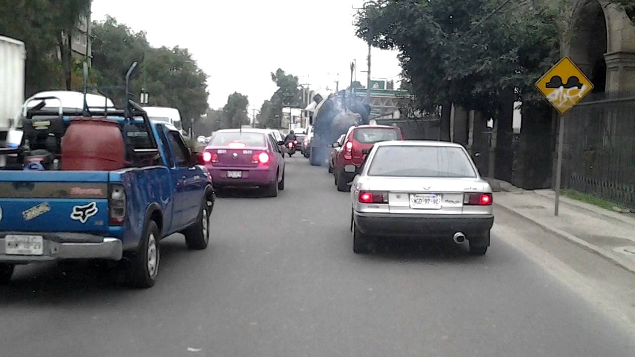 Camion de basura de atizapan de z.contaminando - YouTube