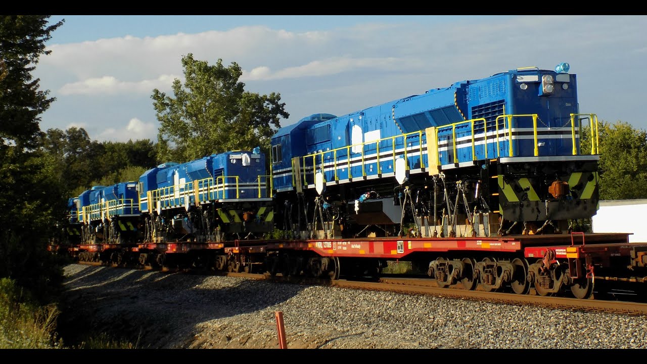 Botswana Railway GT42AC exports on NS 098 and 4 other trains - YouTube