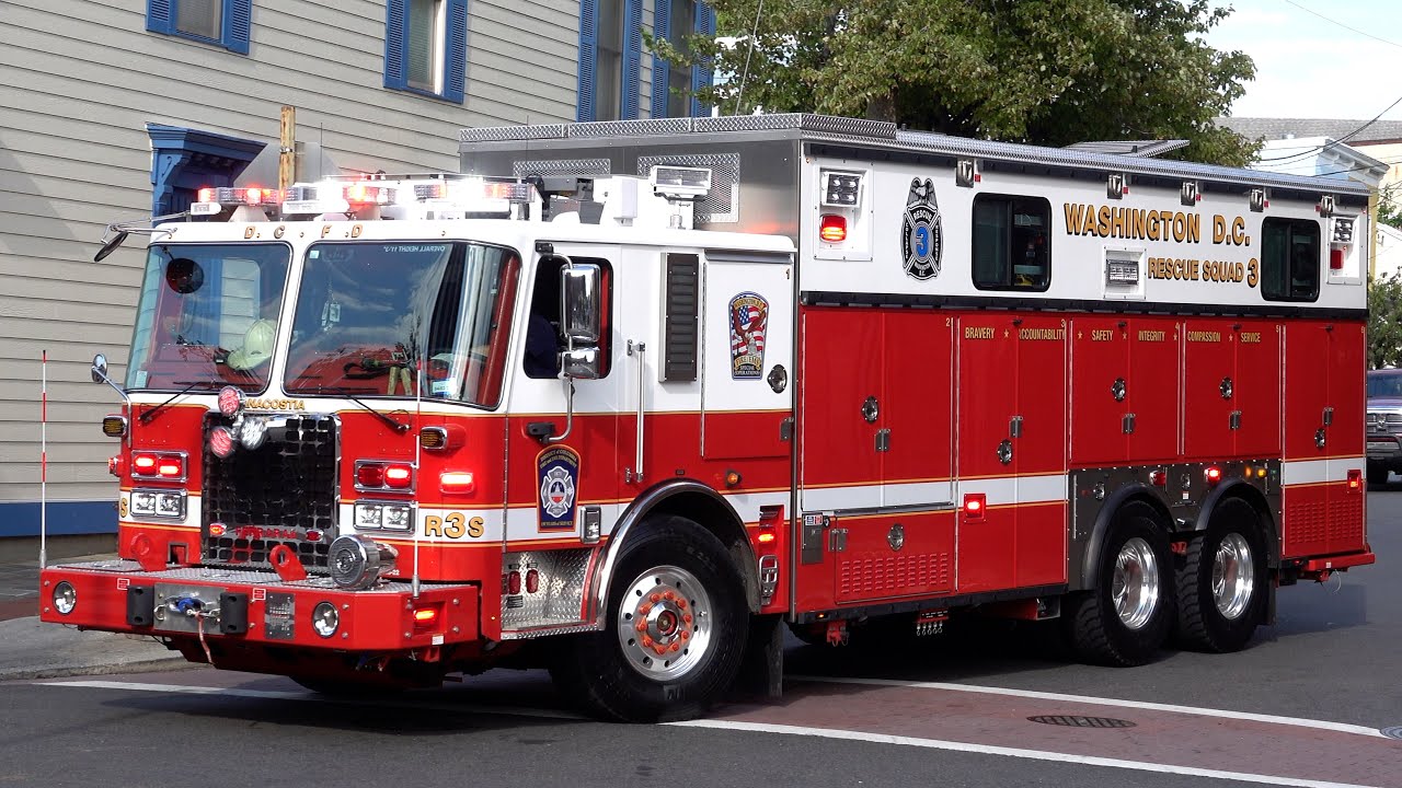 DCFD Rescue Squad 3 Responding - YouTube