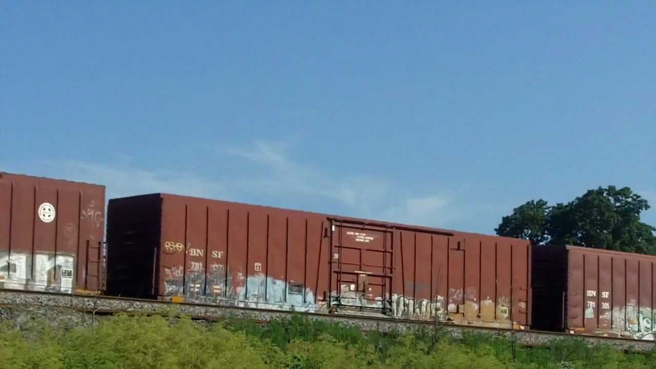 BNSF 5350 w/ CSX 7320 & EMD 9063 Lead Freight - YouTube