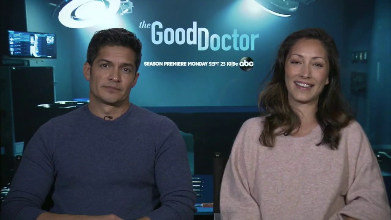 'The Good Doctor' stars talk about their characters' relationship - YouTube