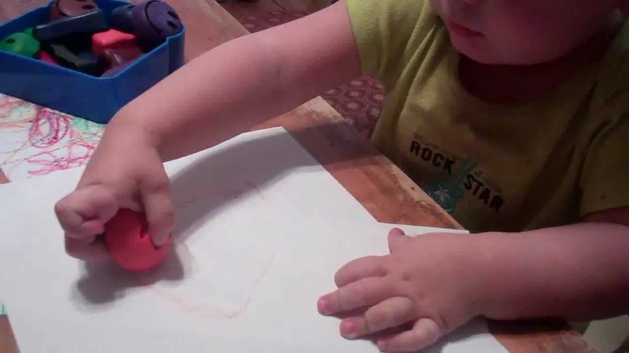 Custom Crayon Creation - YouTube
