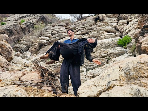 The anger of the first wife's praise against the second wife's Zulfa