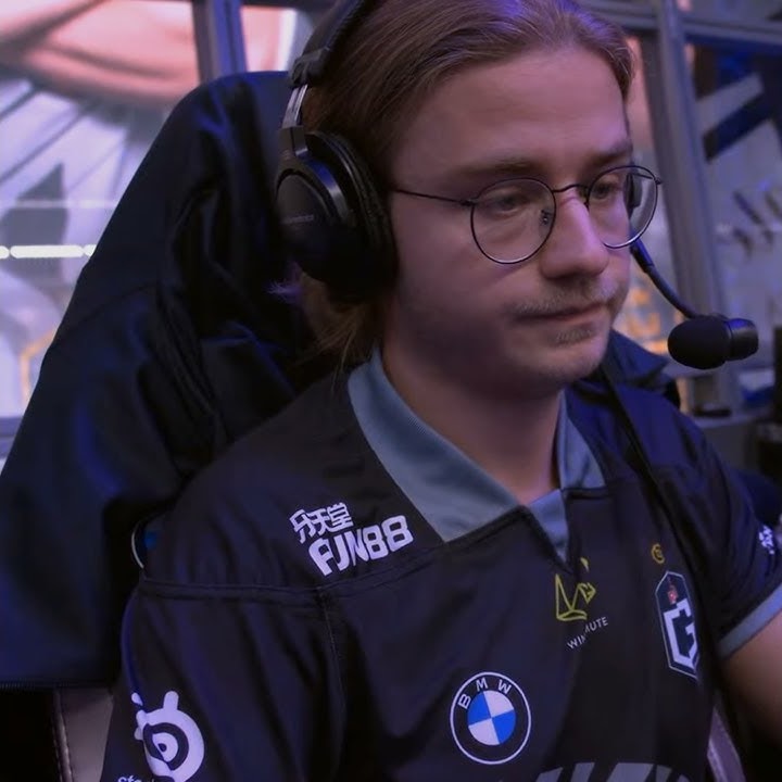 [Dota2] TI10 OG vs Team Spirit| insane horn toss skewer by collapse #shorts #dota2 - YouTube