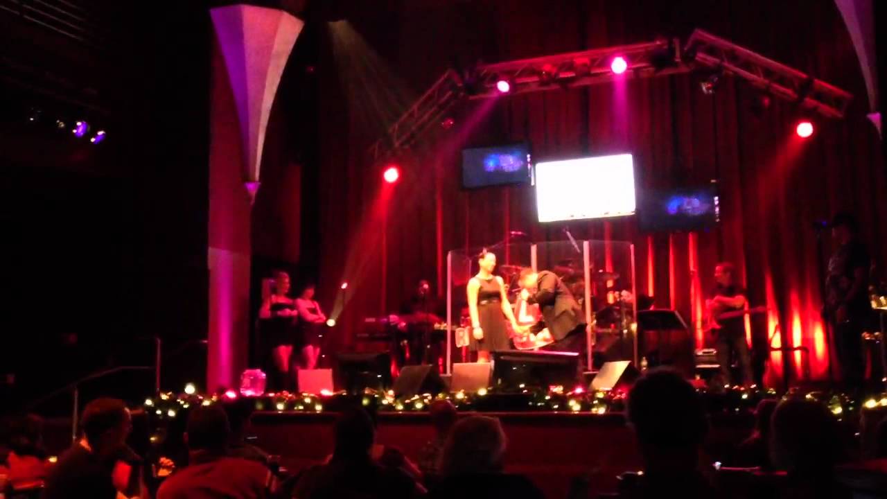 Karaoke Marriage Proposal - YouTube