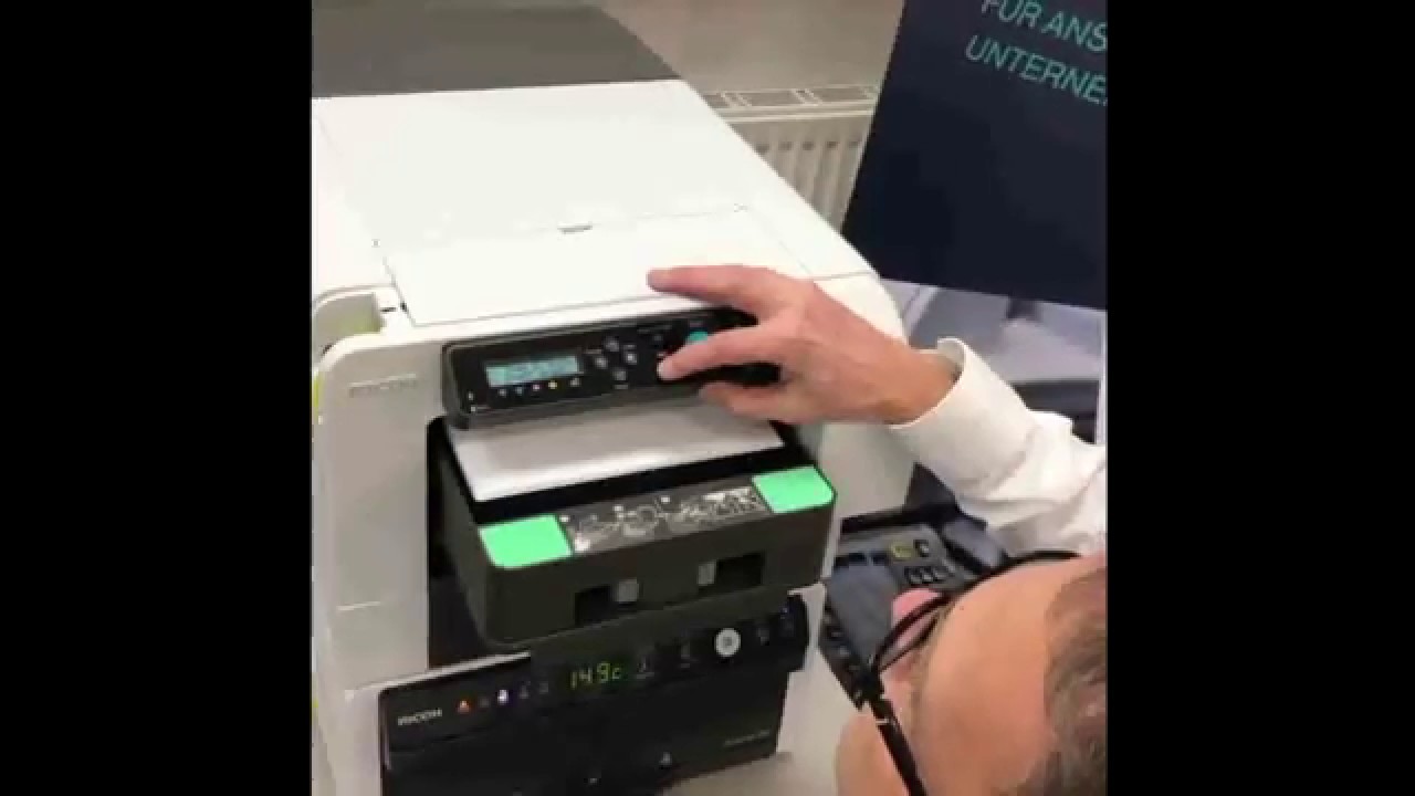 So funktionniert der Textildrucker von Ricoh Ri100 neu - YouTube