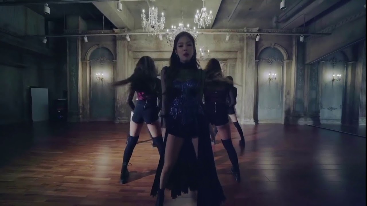 JENNIE - ‘SOLO’ PERFORMANCE VIDEO - YouTube