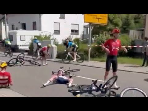 British Cyclist Finlay Tarling Accident | British Cyclist Finlay Tarling Crash