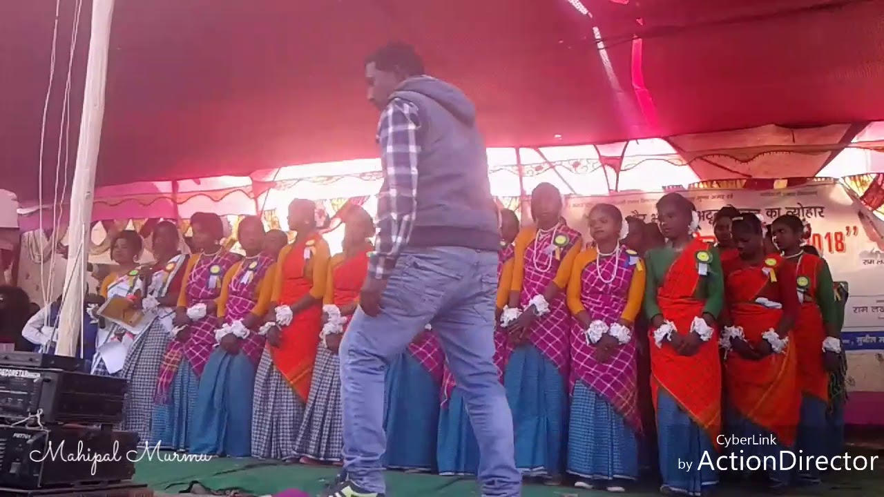 Sari Sohrai // Santhali welcome song // Sohray milan samaroh 2018 ...