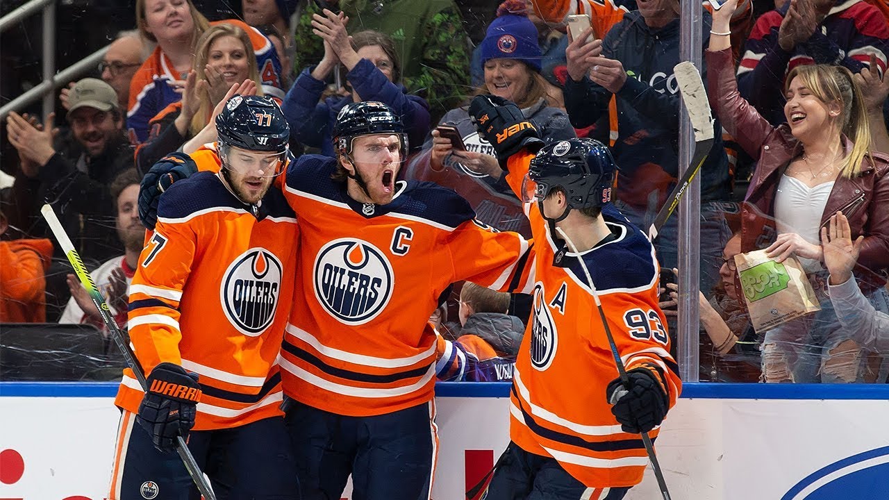 McDavid tears through Habs for spectacular goal - YouTube