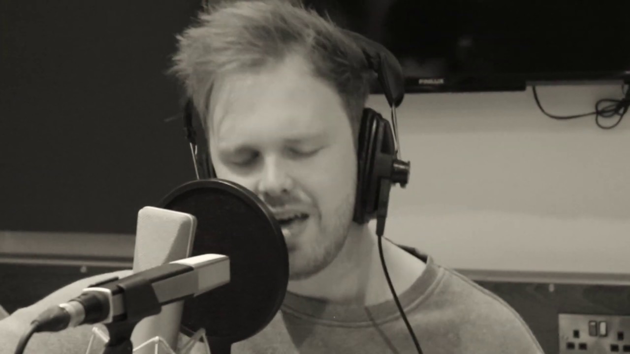 Live Lounge session with Ben Harvey performing "Tell You" - YouTube