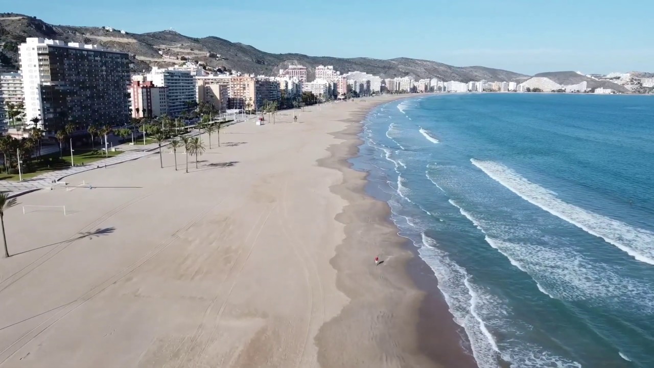 playa y faro cullera - YouTube