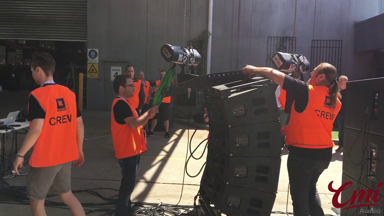 JBL Pro VTX A8 & A12 Loudspeakers Patented Rigging Mechanism - YouTube