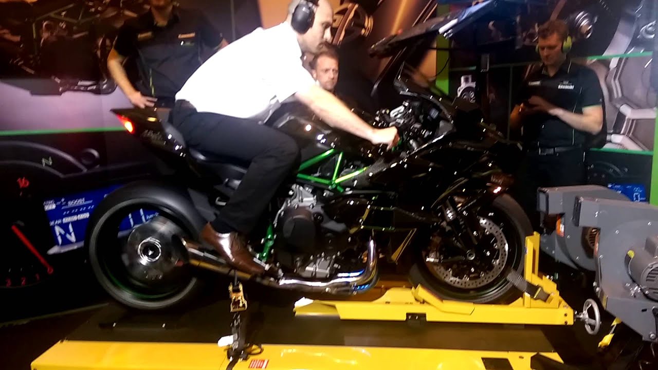 Kawasaki H2R, full run for the KRC. - YouTube